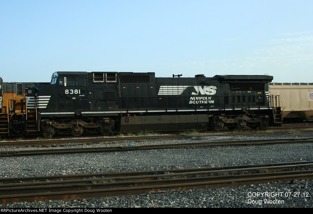 NS 8381